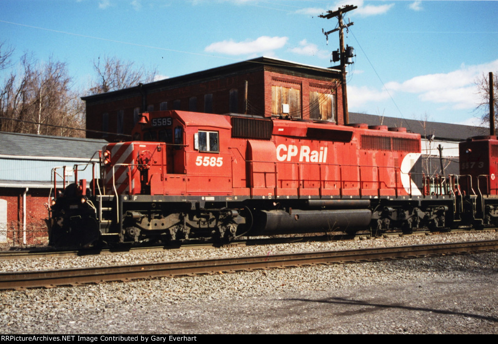 CP SD40-2 #5585 - Canadian Pacific